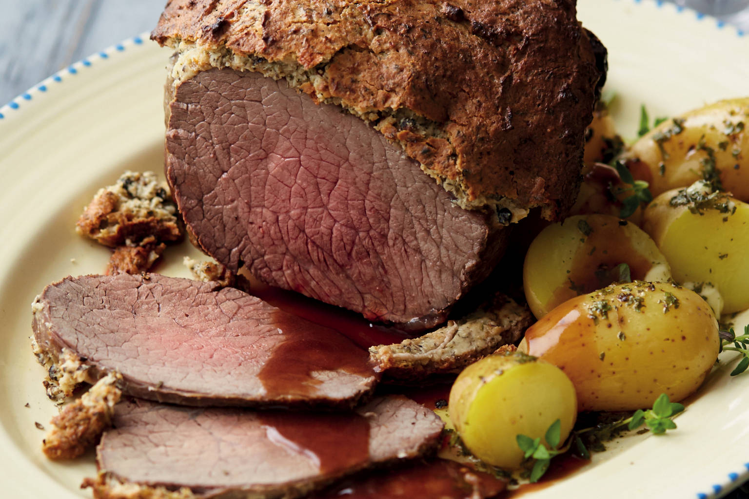 Roast Beef with Horseradish & Mustard Crust | ALDI UK